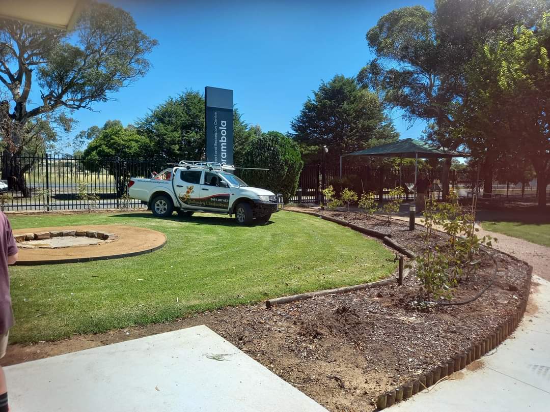 Borambola Sport and Recreation Centre – Wollundry Landscapes